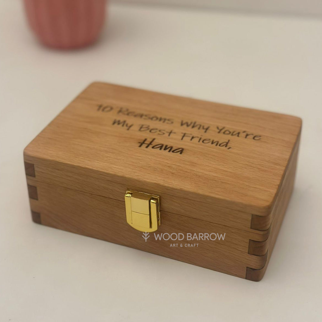Forever Friends: Personalized Wooden Gift Box – A Thoughtful Keepsake
