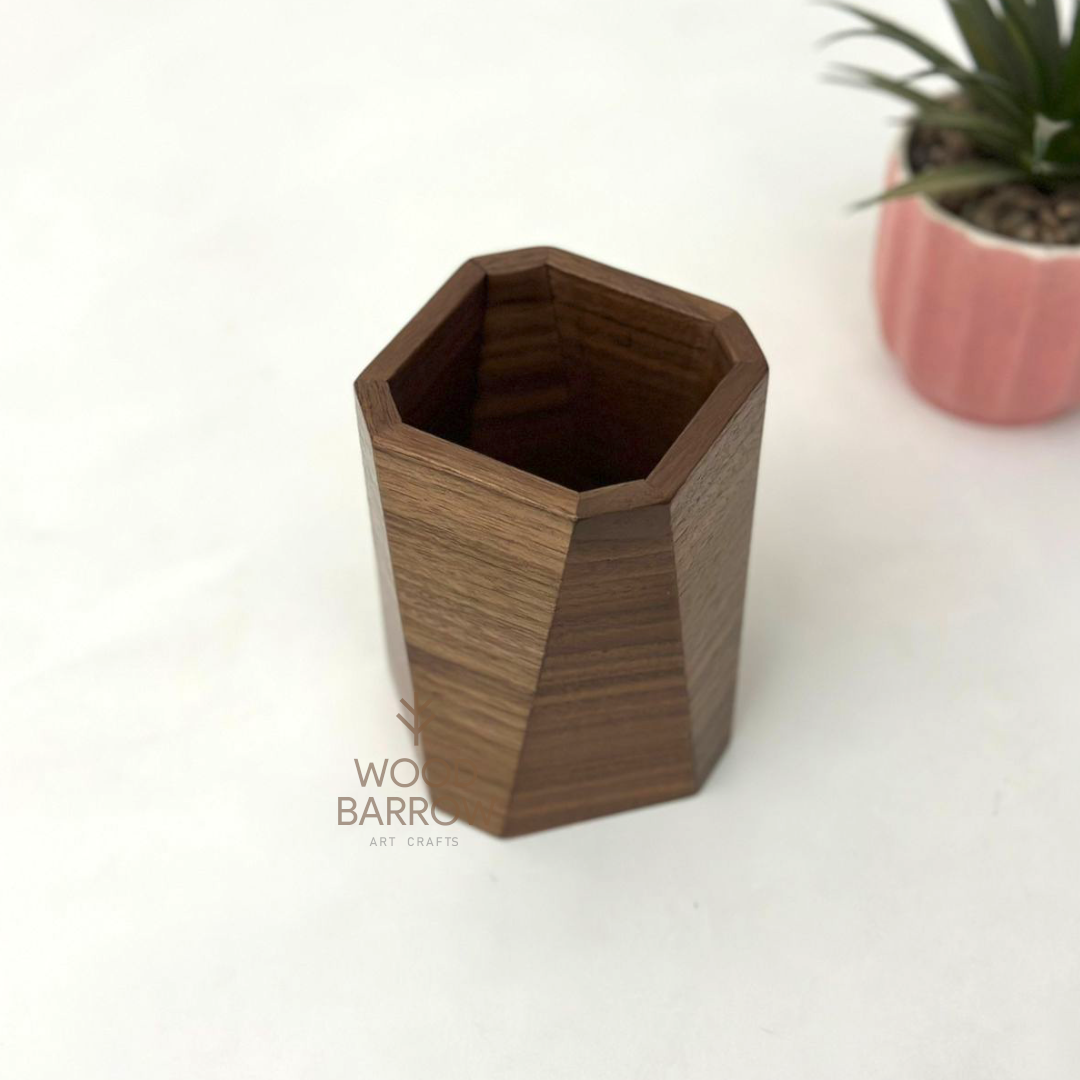 Exquisite Custom Engraved Wooden Pen Stand: The Perfect Office Gift